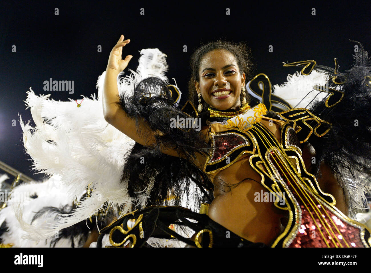 Woman rio carnival hi-res stock photography and images - Alamy