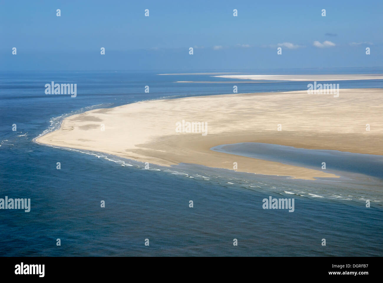 Sandbank, sand wadden sea on Suederoogsand, one of the North Frisian ...