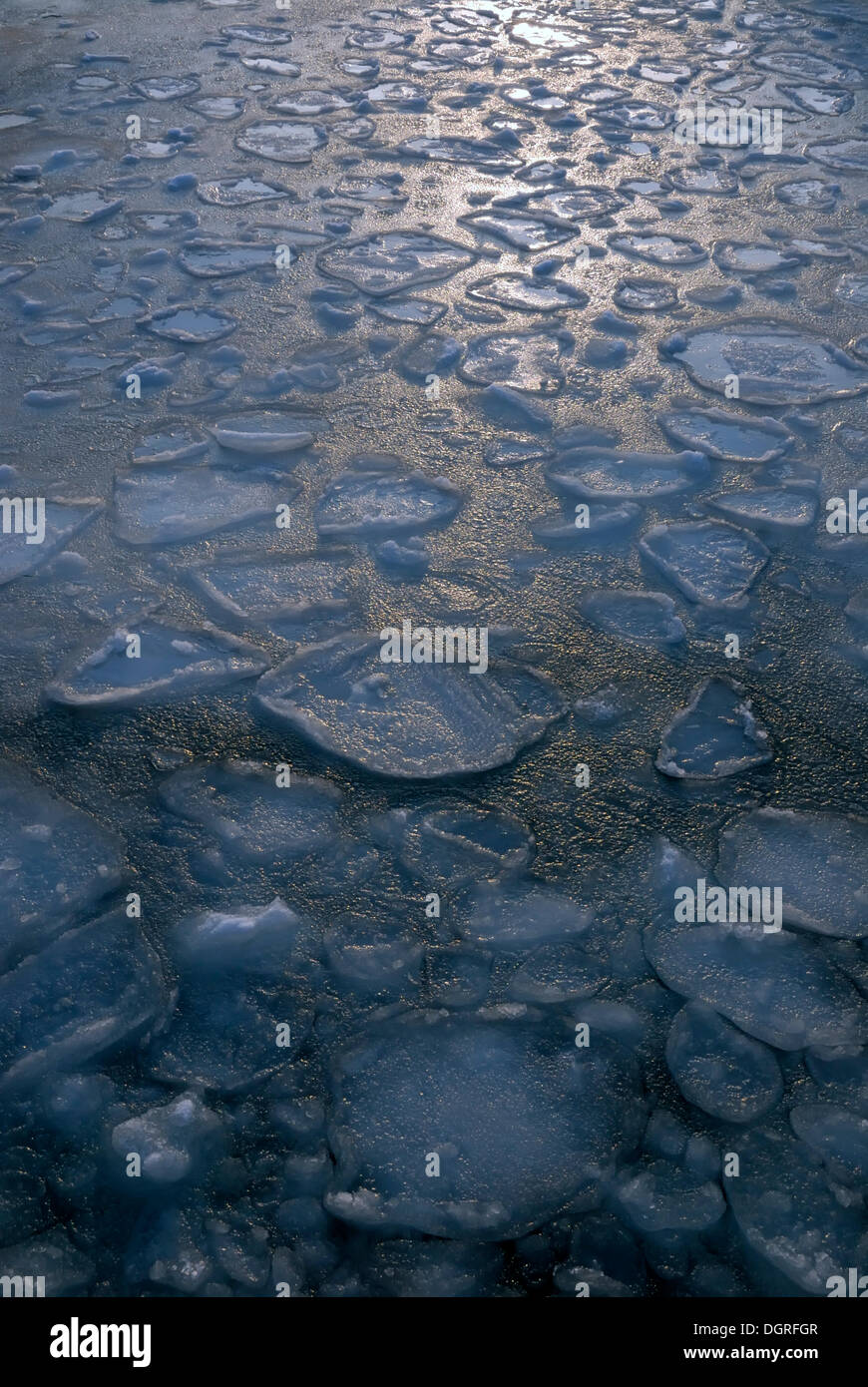 Water in solid form ice hi-res stock photography and images - Alamy