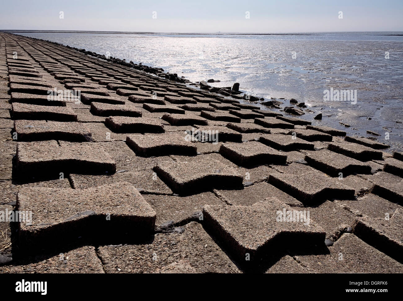 Bank revetment hi-res stock photography and images - Alamy