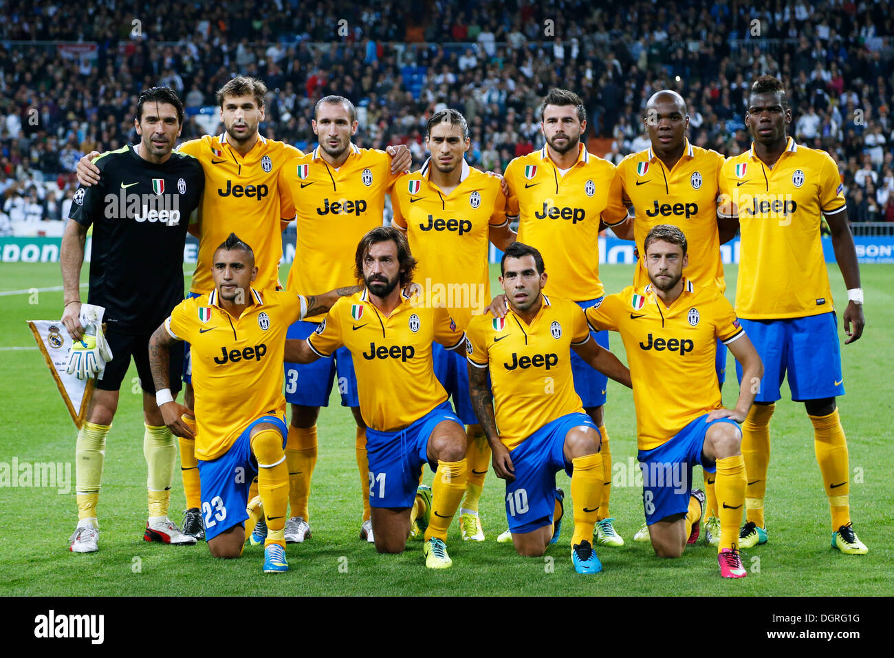 Madrid, Spain. © D. 23rd Oct, 2013. Juventus team group line-up ...