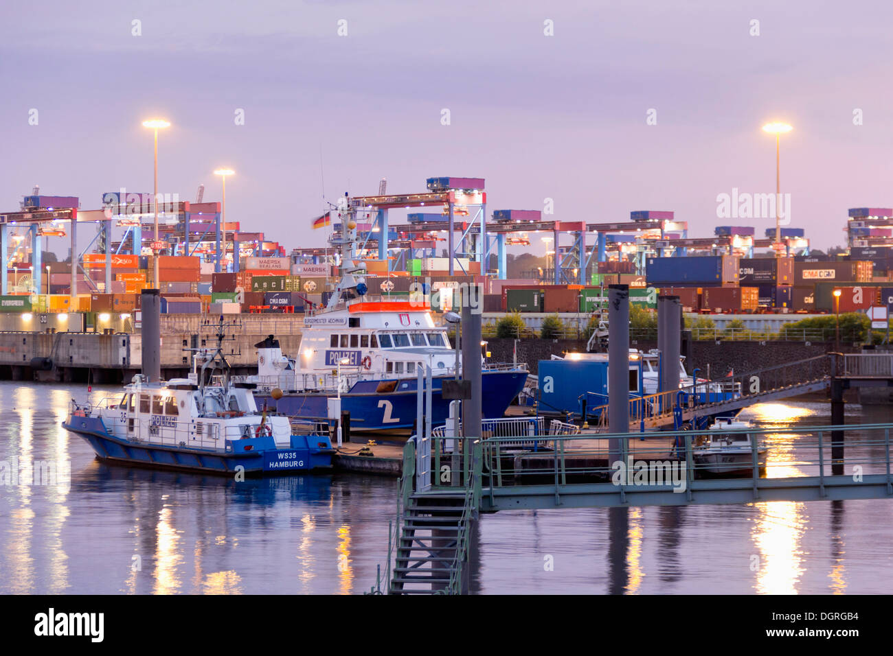 Germany, Hamburg, Harbour police at customs post in Waltershof harbour ...