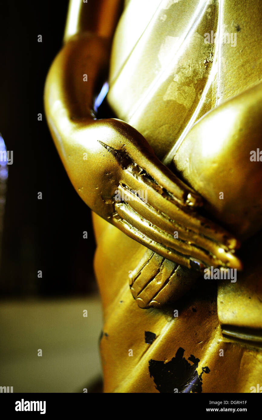 Hand of the golden buddha hi-res stock photography and images - Alamy