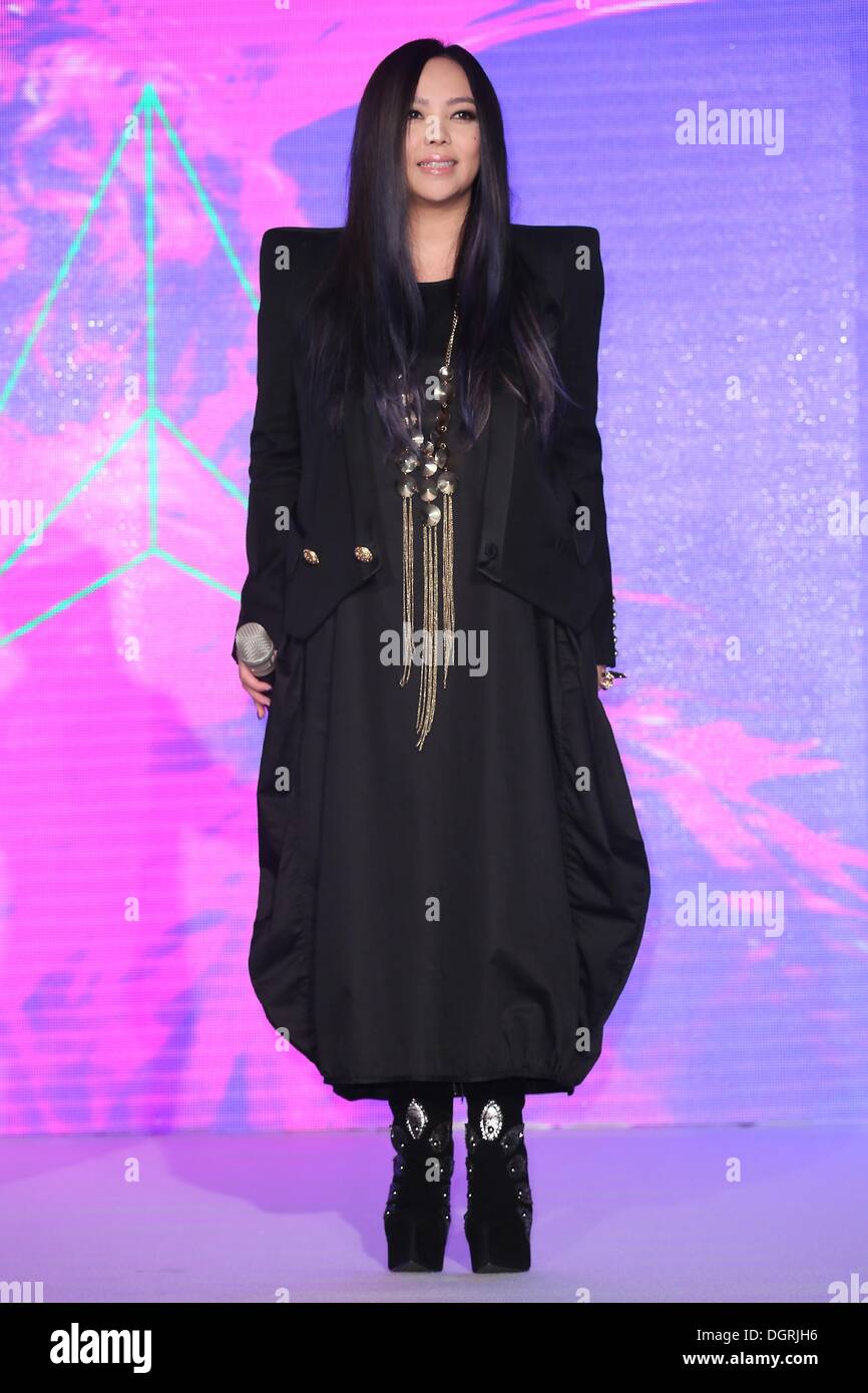 Taipei, China. 17th Oct, 2013. Taiwan Singer Amei releases her DVD of ...