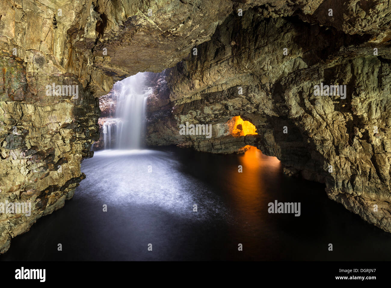 Scotland limestone caves uk hi-res stock photography and images - Alamy