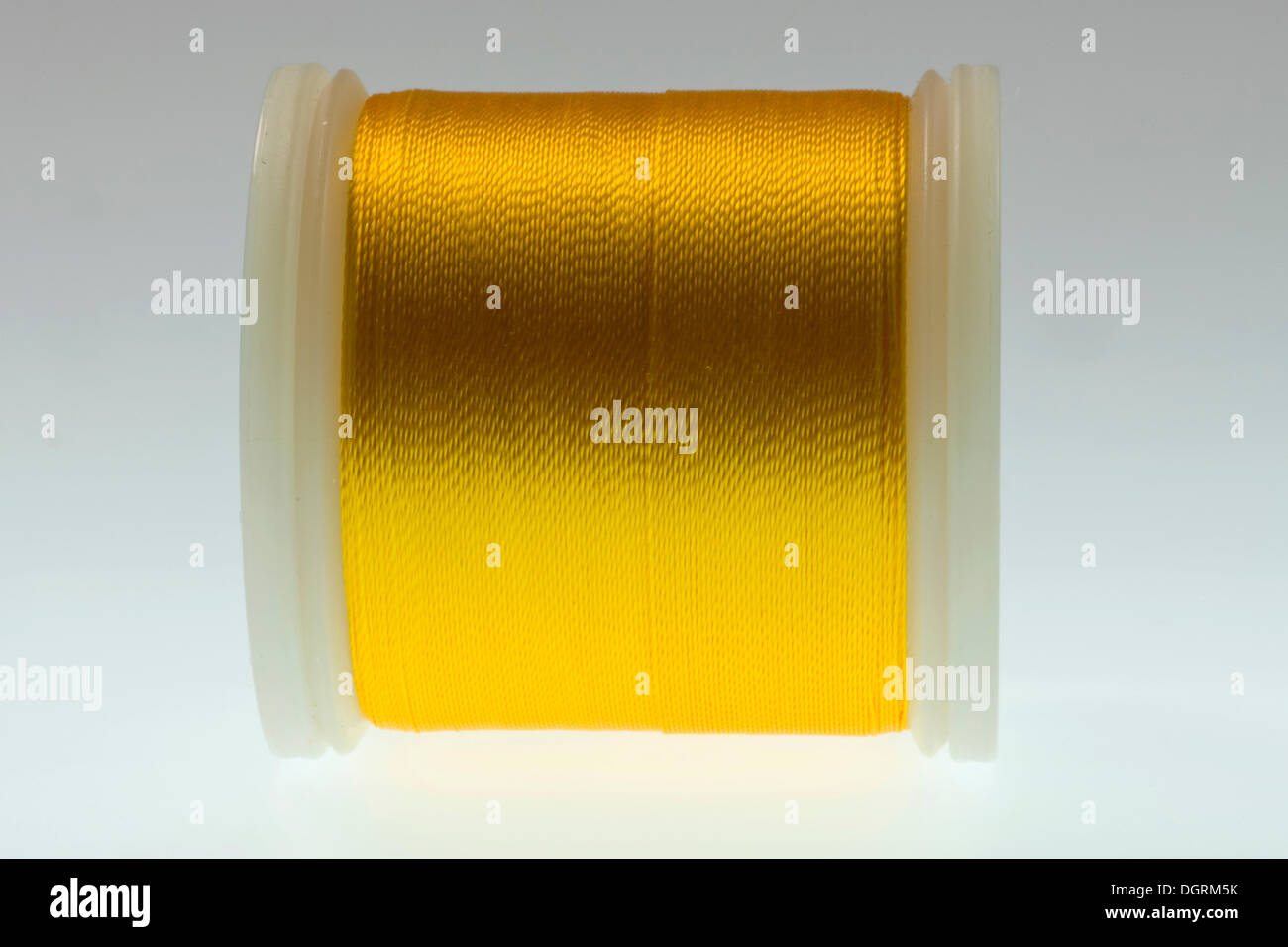 Internal thread hi-res stock photography and images - Alamy
