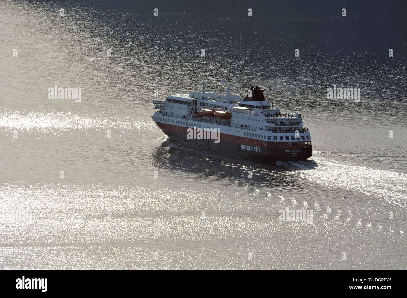 MS Polarlys, cruise ship, leaving the port, near Honningsvåg, Magerøya ...