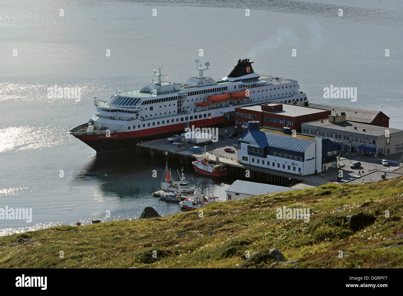MS Polarlys, cruise ship, just before sailing, Honningsvåg, Magerøya ...