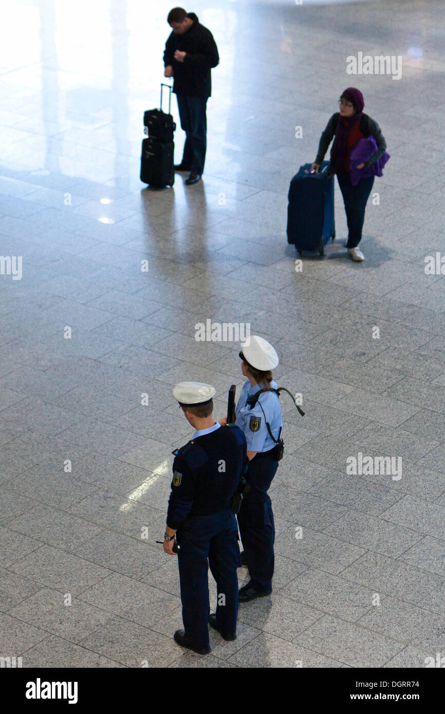Personnel inspection hi-res stock photography and images - Alamy