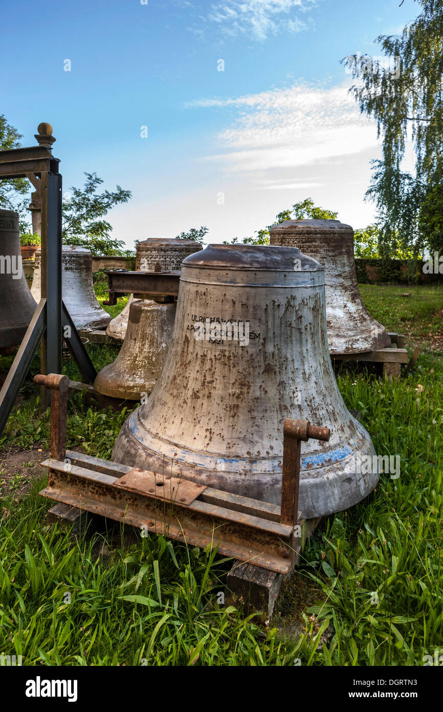 Bell foundry hi-res stock photography and images - Alamy
