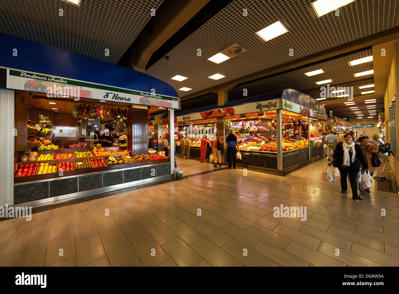 Majorca palma food market hi-res stock photography and images - Alamy