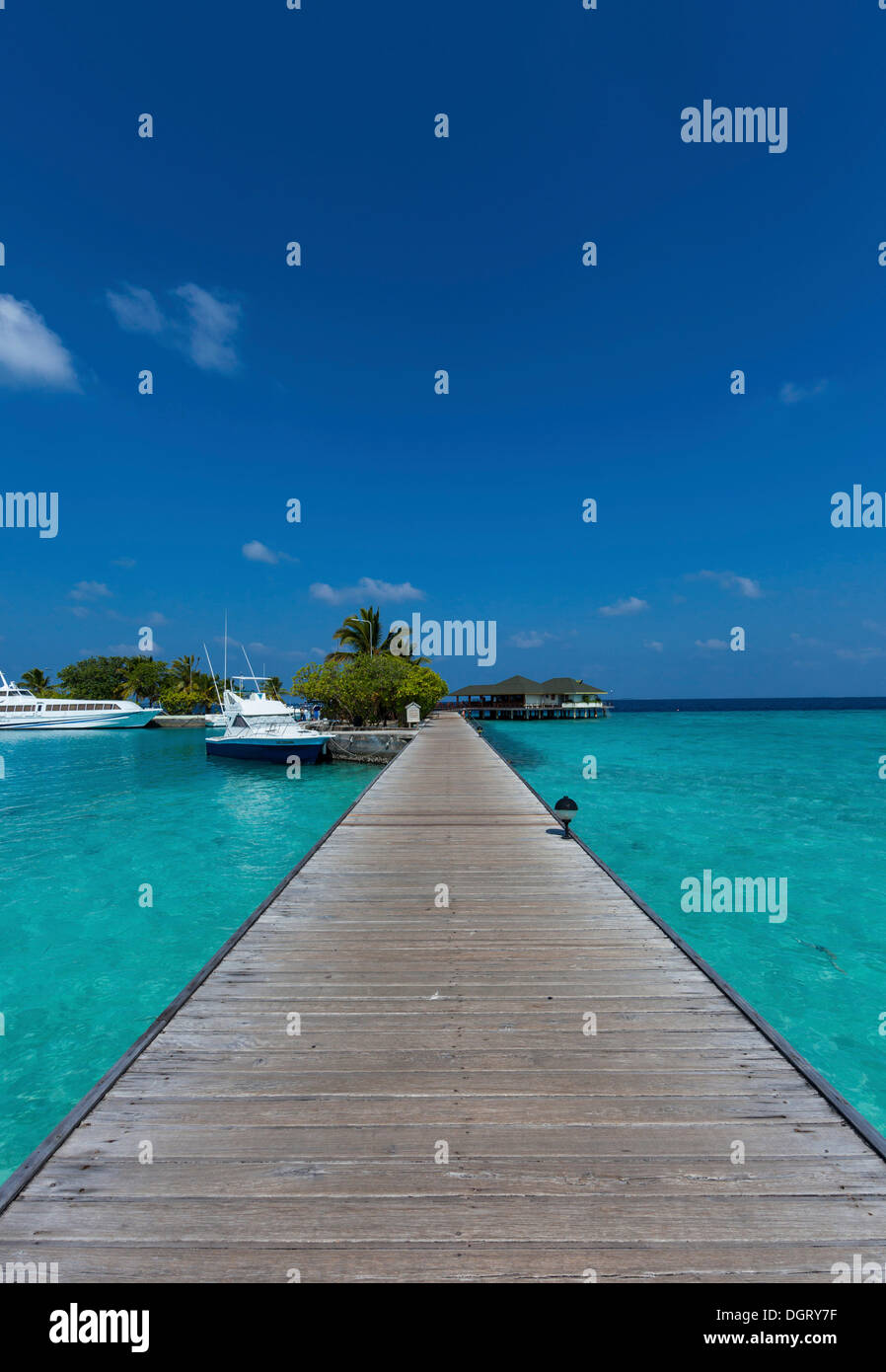 Jetty on a island in the Maldives, Indian Ocean, Malé, North Malé Atoll ...