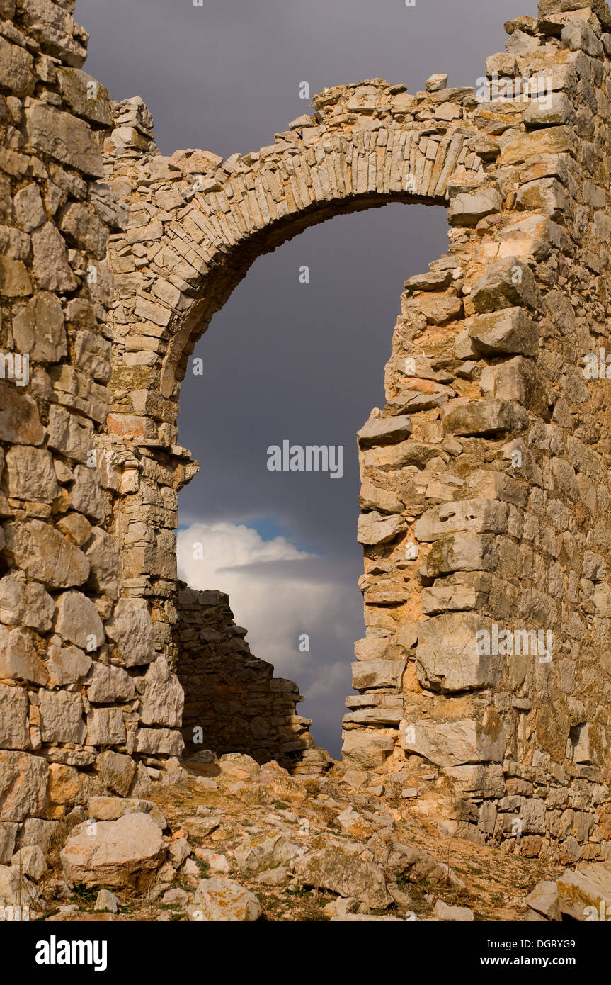 Demolished Castle in Europe. Arch detail Stock Photo - Alamy