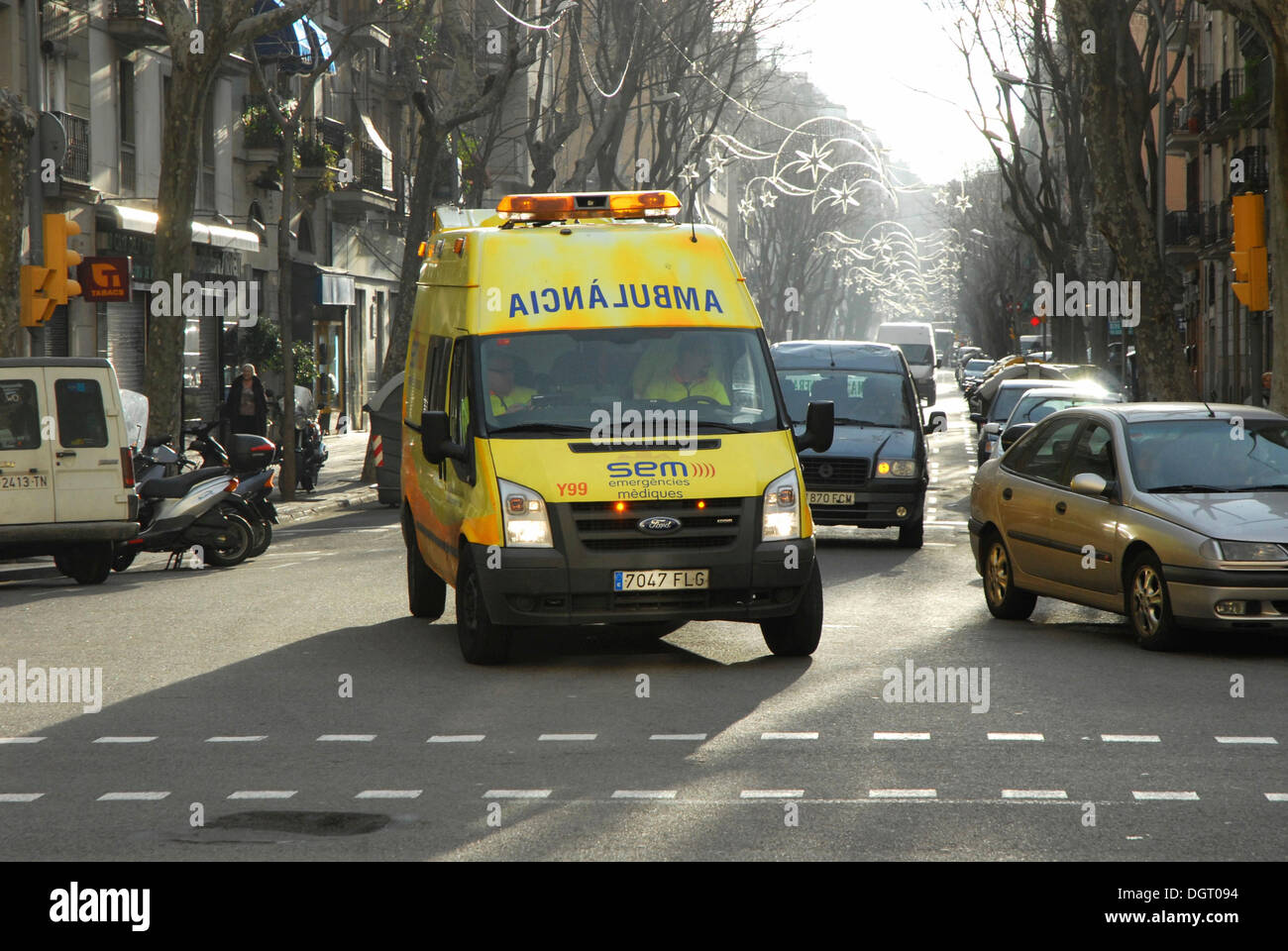 Spain ambulance hi-res stock photography and images - Alamy