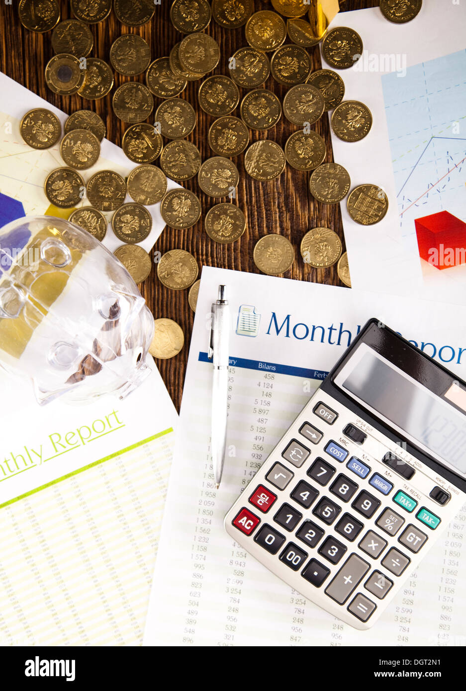 Business calculator diagrams chart hi-res stock photography and images ...