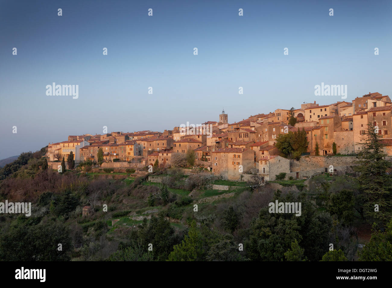 Mountain village of Mons, morning mood, Mons, Département Var, Region ...
