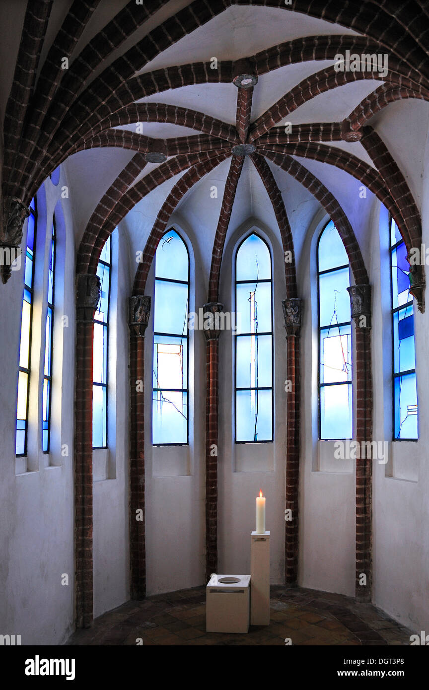 Gothic arches arched windows hi-res stock photography and images - Alamy