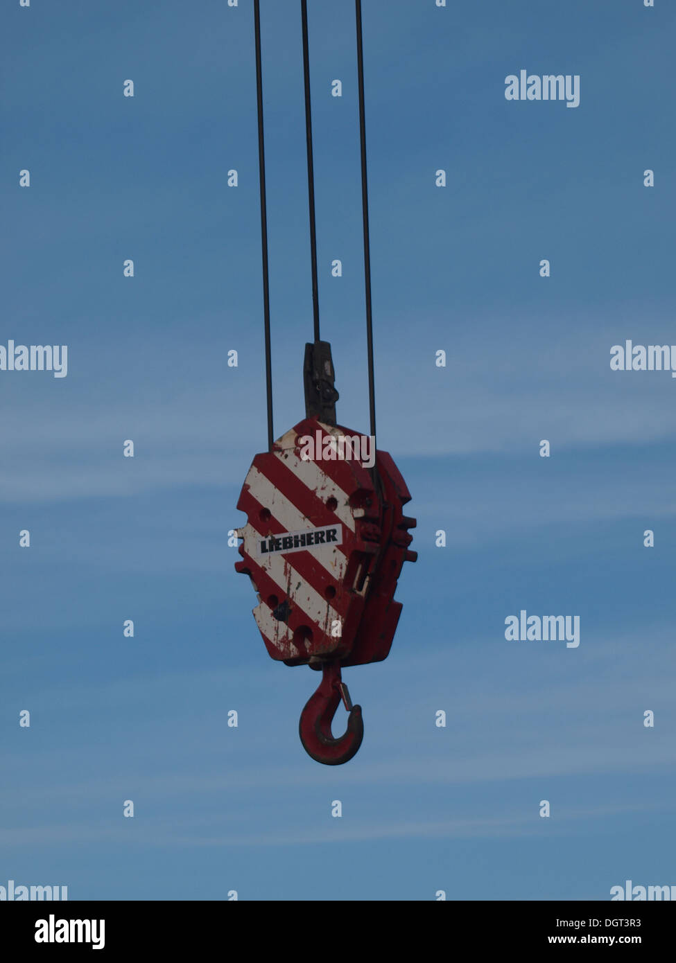 Construction crane hook hi-res stock photography and images - Alamy