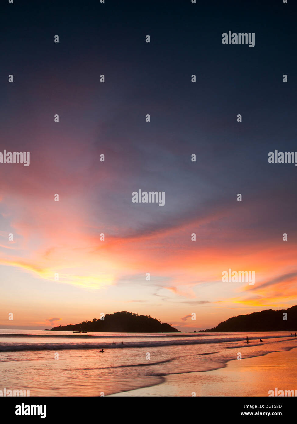 Beautiful sunset on Palolem beach, Goa, India Stock Photo - Alamy