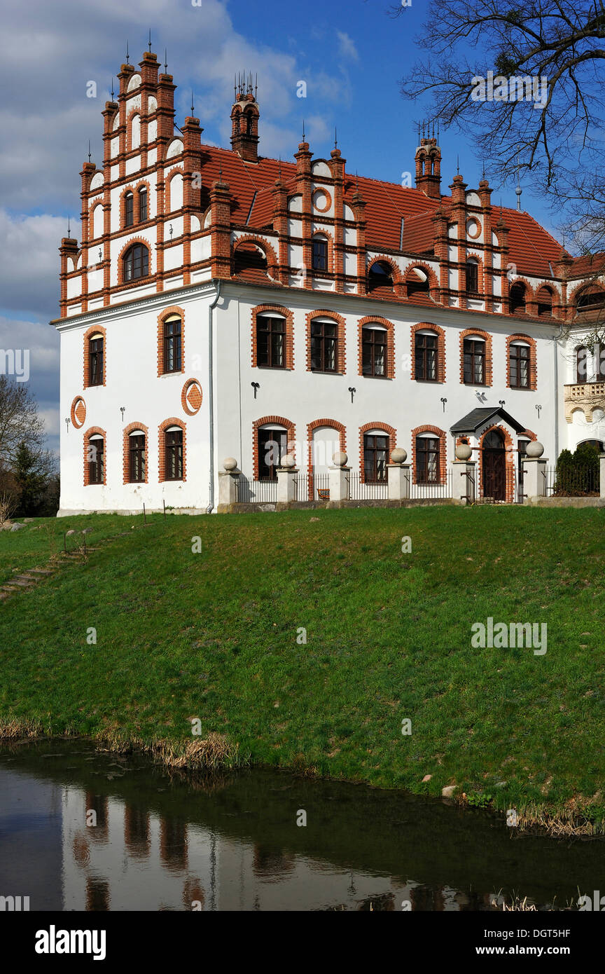 Schloss Basedow Castle, Basedow, Mecklenburgische Schweiz, Mecklenburg ...