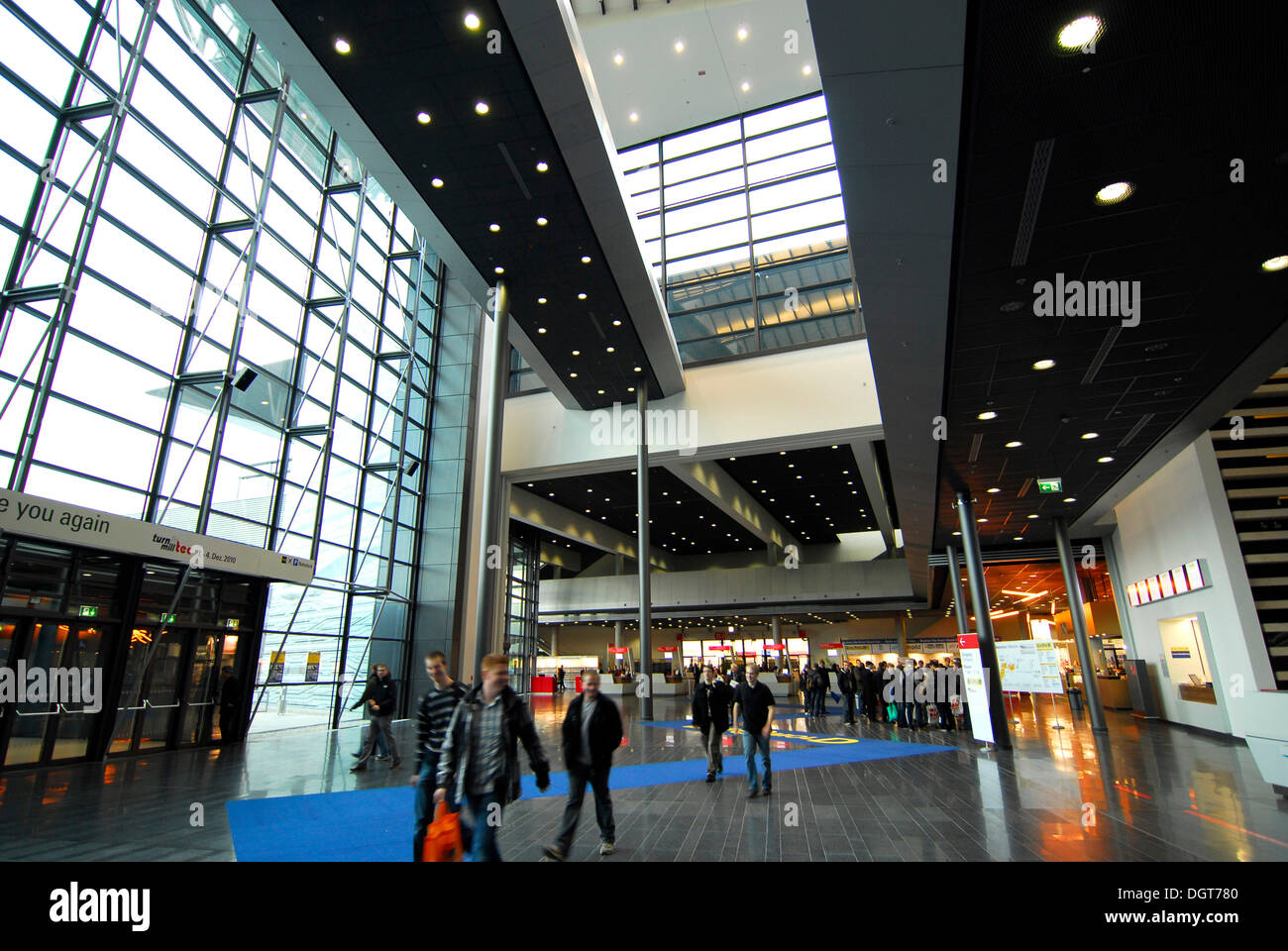 Portalhaus building, entrance hall leading to trade fair hall 11, built ...