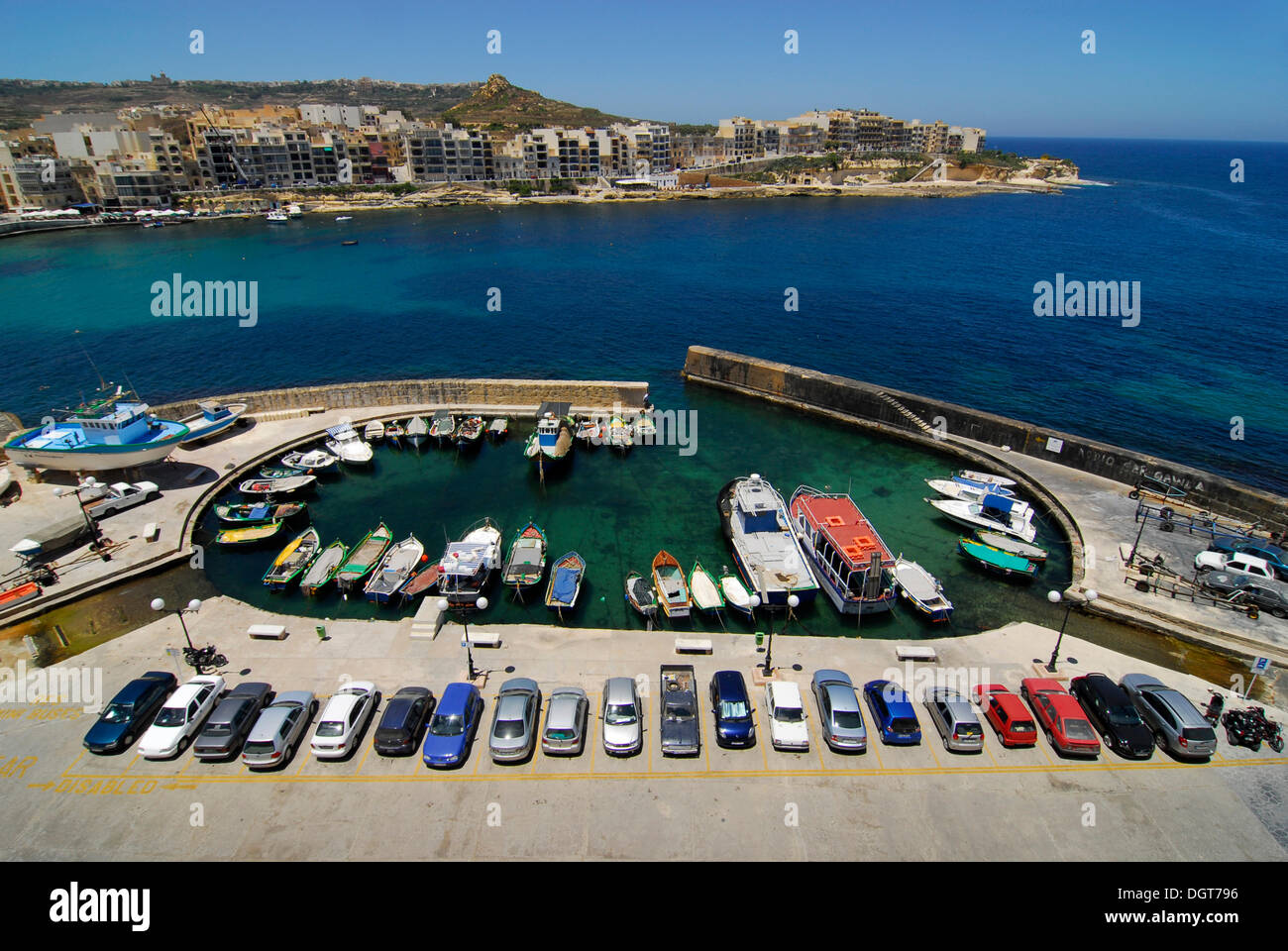 Car parking malta hi-res stock photography and images - Alamy