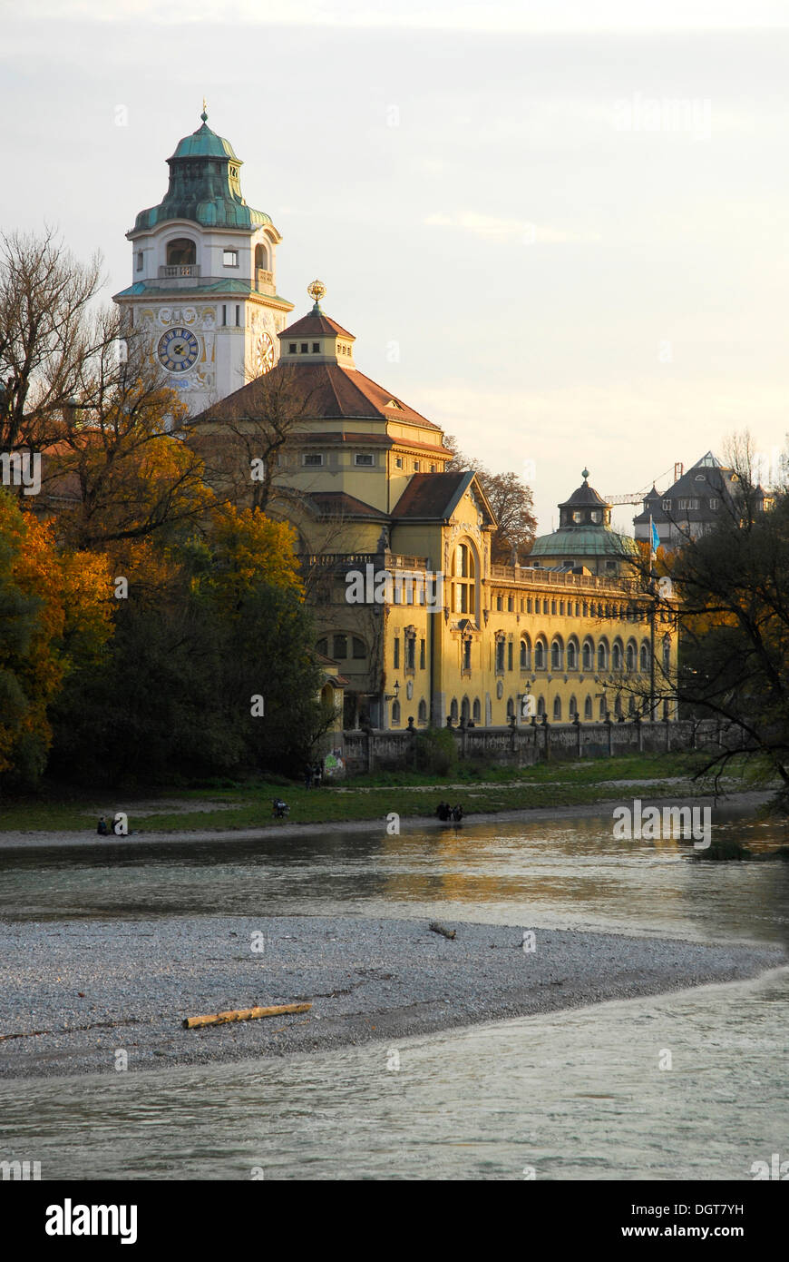 Muellersches volksbad public baths hi-res stock photography and images ...