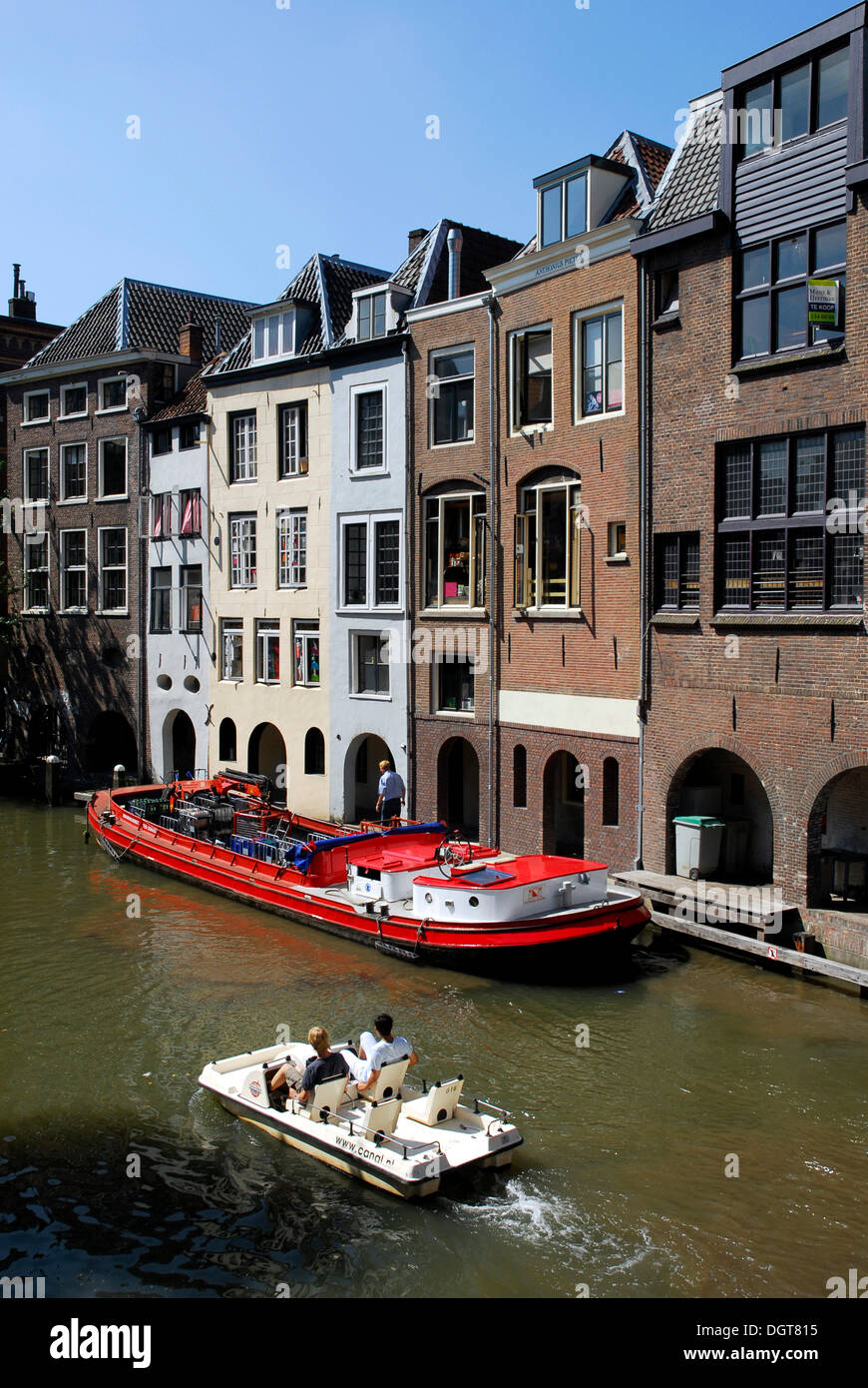 Utrecht Canal Boats High Resolution Stock Photography and Images - Alamy