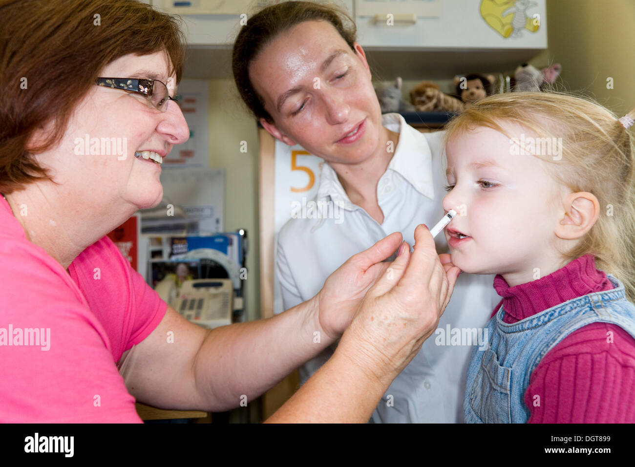 Three and a half year old child, accompanied by her mum / mother ...
