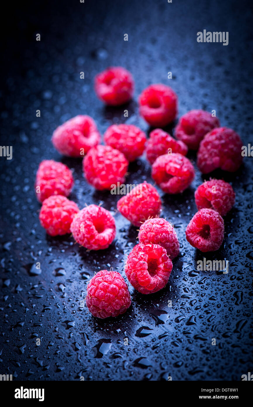 Rain on raspberries hi-res stock photography and images - Alamy