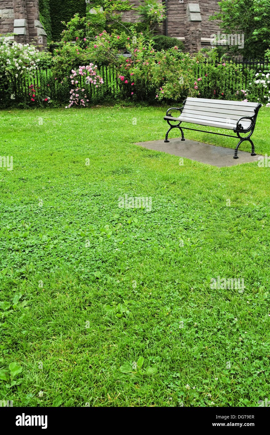 Parkette hi-res stock photography and images - Alamy
