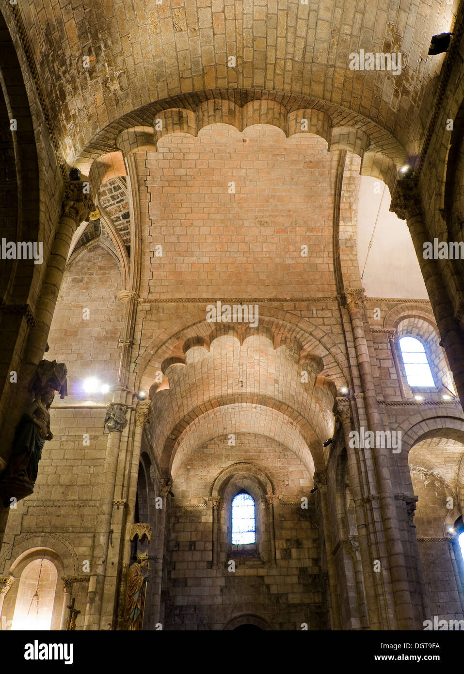 Real basilica de san isidoro hi-res stock photography and images - Alamy