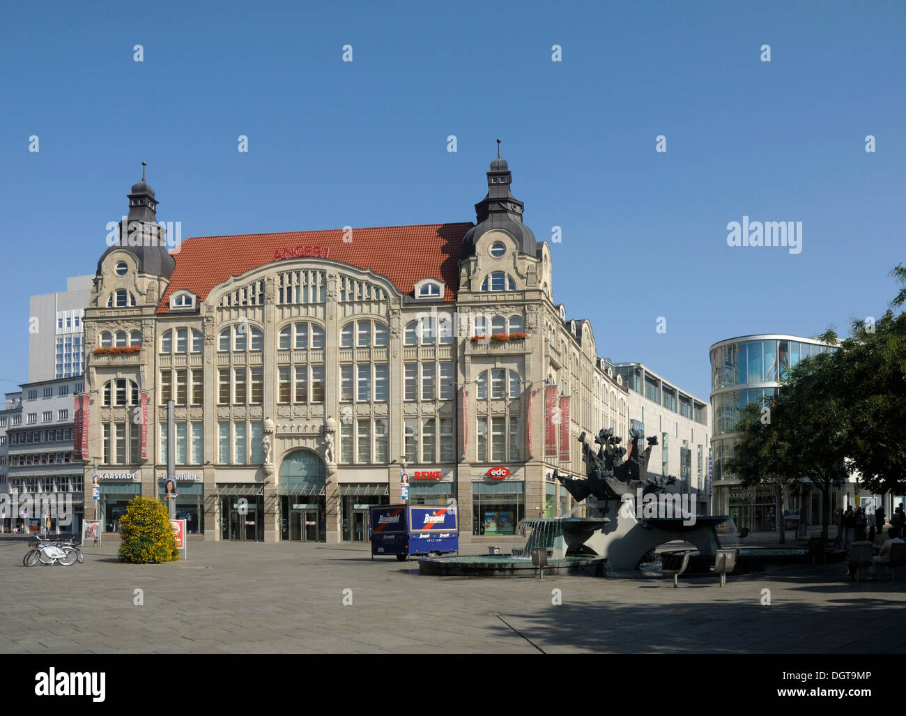 Anger square hi-res stock photography and images - Alamy
