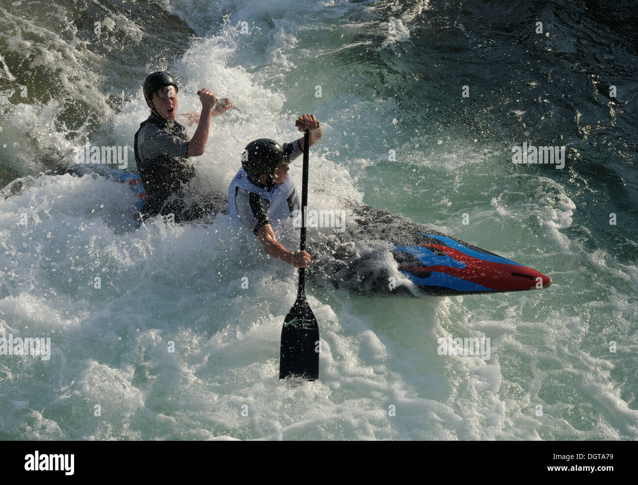 Whitewater kayaking hi-res stock photography and images - Alamy