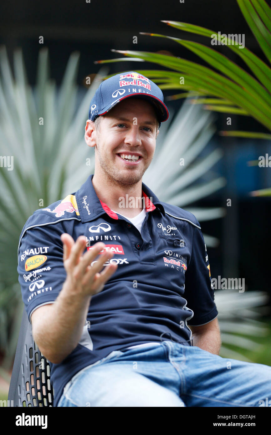 Greater Noida, India. 25th Oct, 2013. Motorsports: FIA Formula One ...