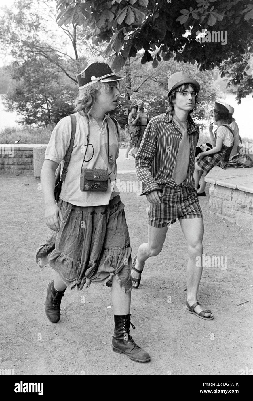 Life in the 80s pictures hi-res stock photography and images - Alamy