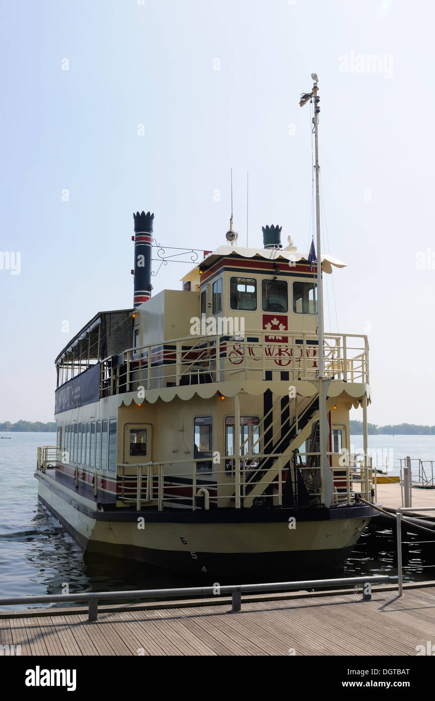 Riverboat on Lake Ontario, Toronto, Canada Stock Photo - Alamy