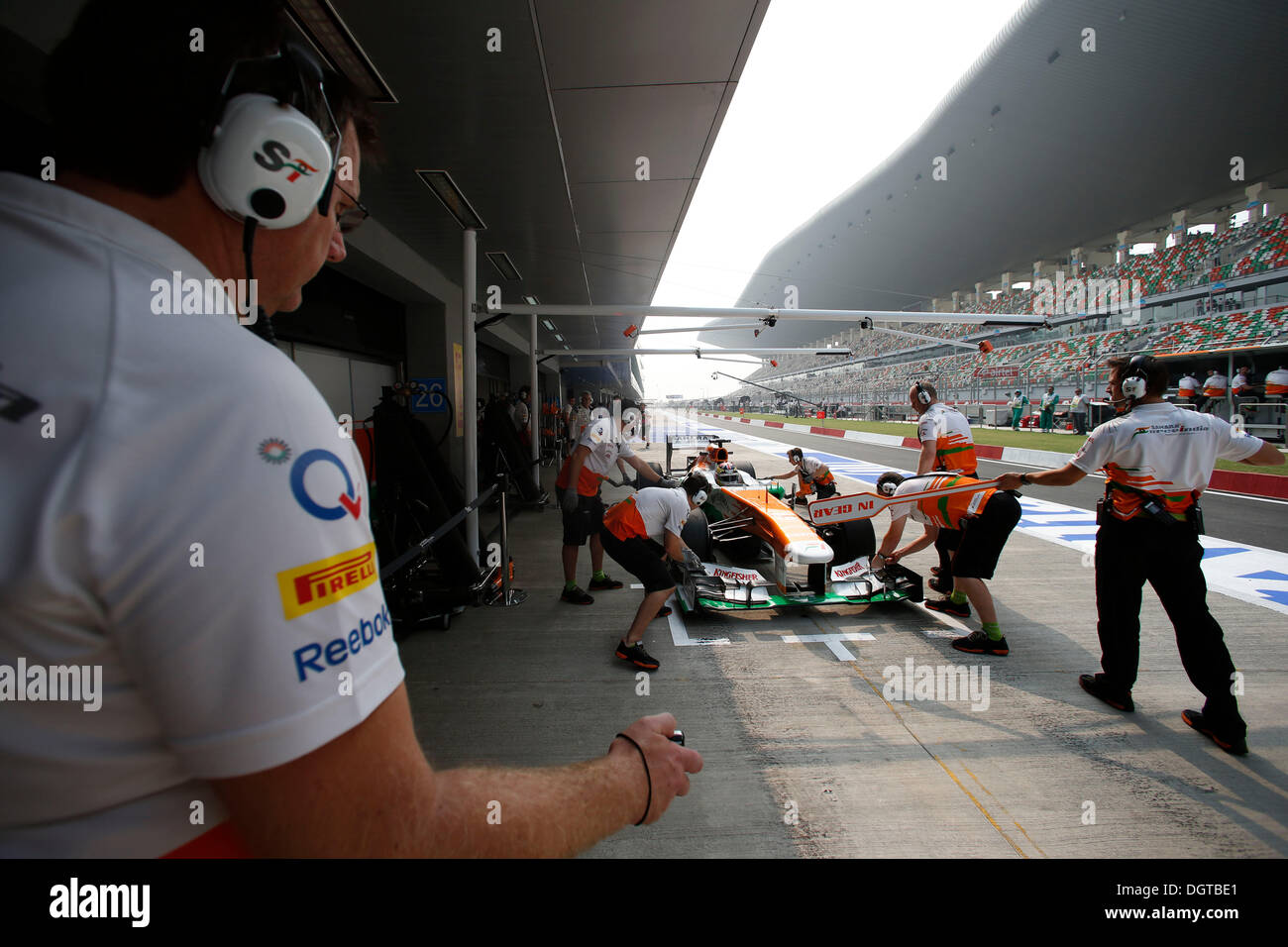 Greater Noida, India. 25th Oct, 2013. Motorsports: FIA Formula One ...