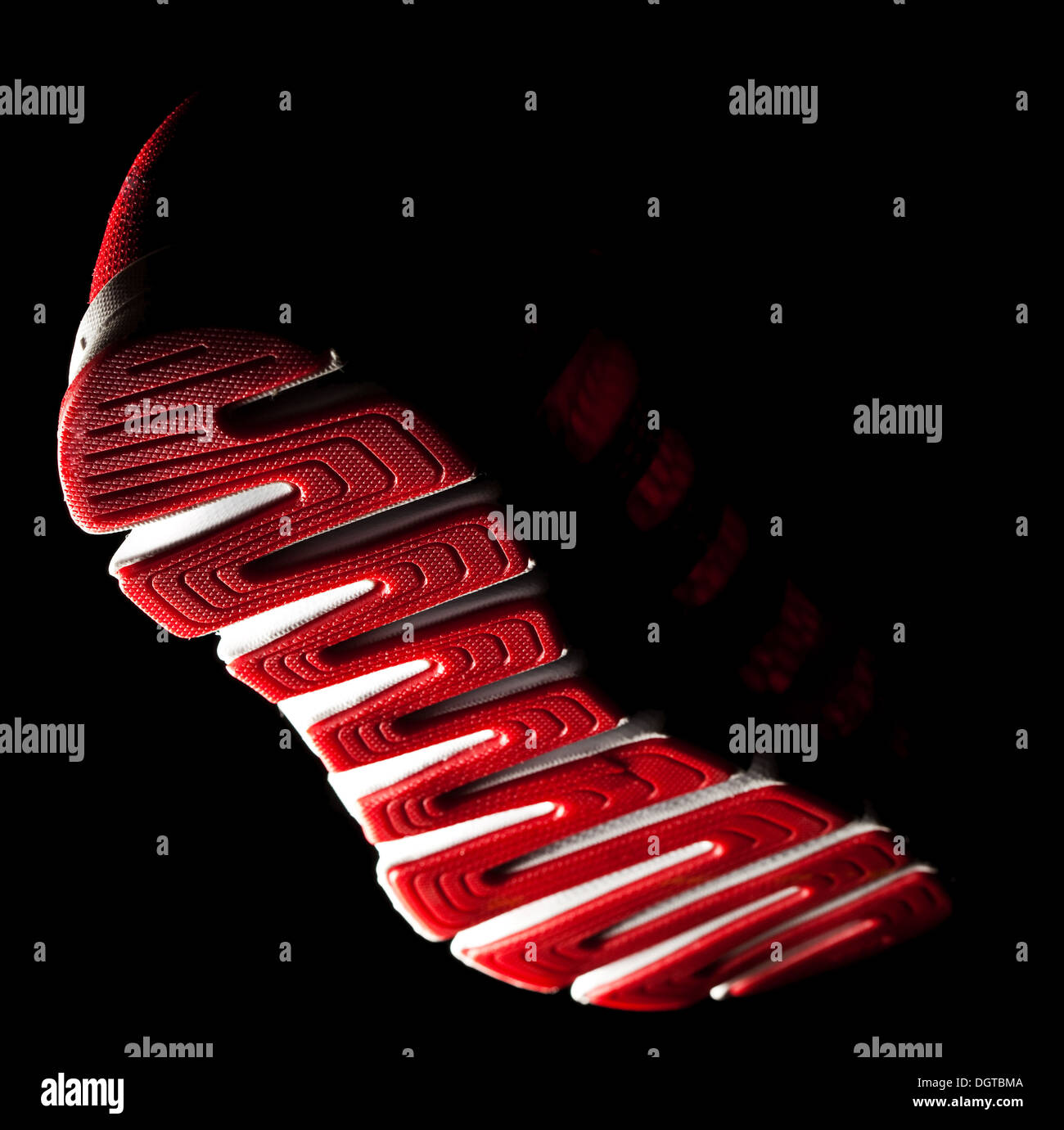 Modern trace hi-res stock photography and images - Alamy