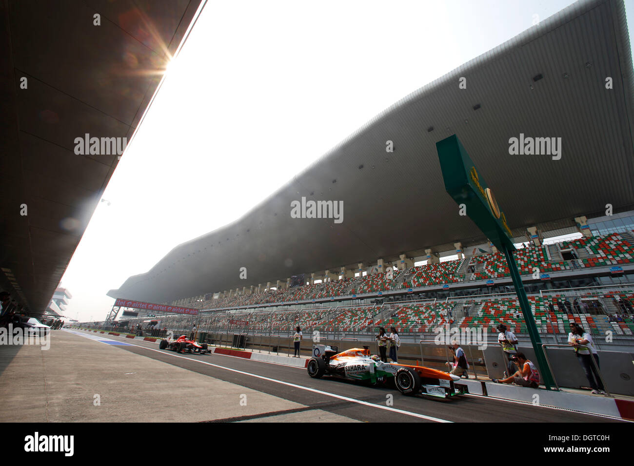 Greater Noida, India. 25th Oct, 2013. Motorsports: FIA Formula One ...