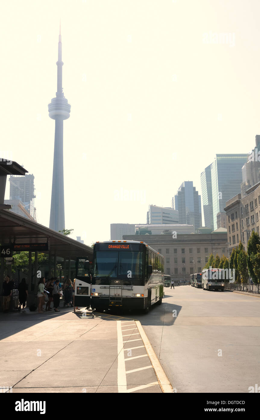 Union station bus terminal hi-res stock photography and images - Alamy
