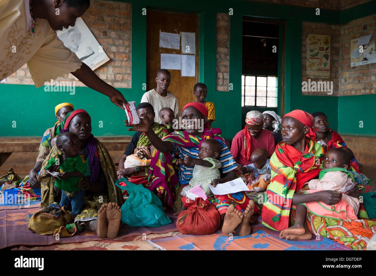 Kayanza, Burundi. 23rd Sep, 2013. Undernourished children get a special ...