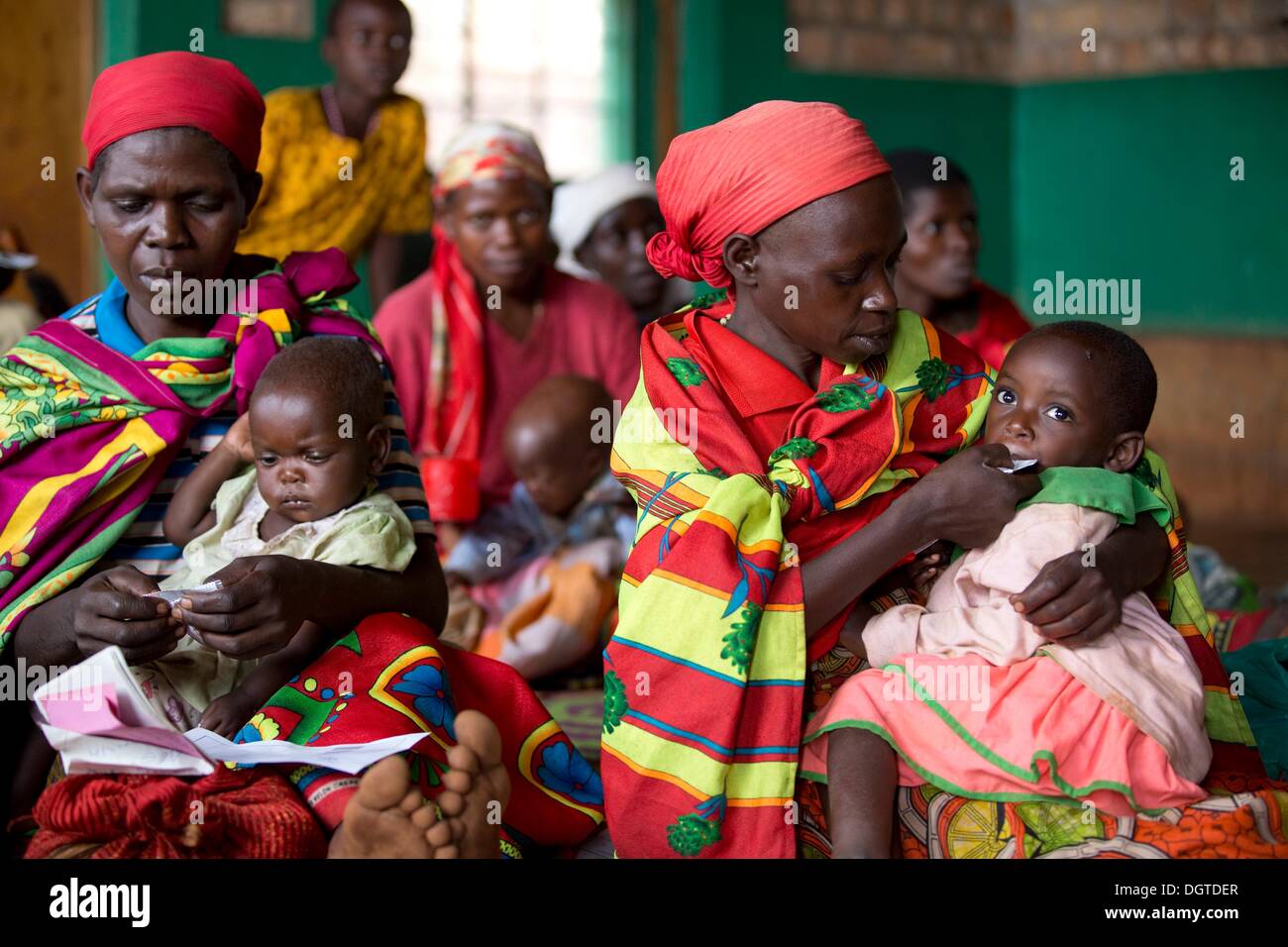 Kayanza, Burundi. 23rd Sep, 2013. Undernourished children get a special ...