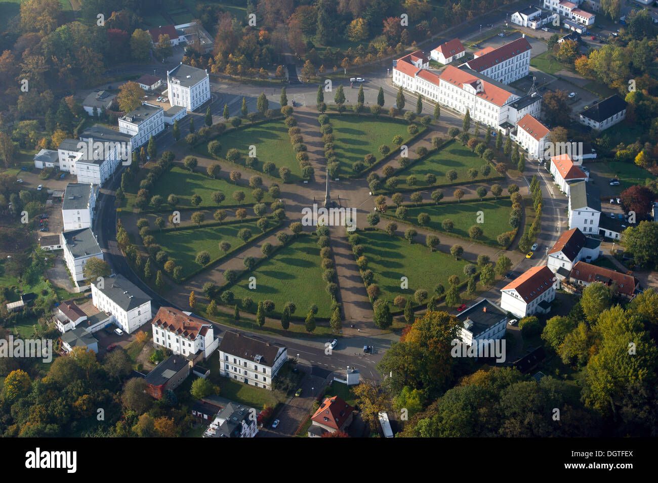 Putbus, Germany. 15th Oct, 2013. The round square called 'Circus' in ...