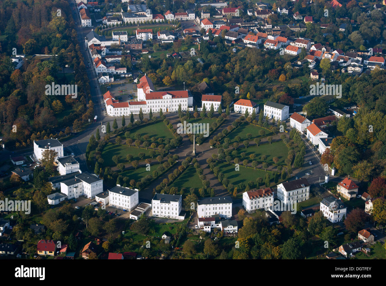 Putbus, Germany. 15th Oct, 2013. The round square called 'Circus' in ...