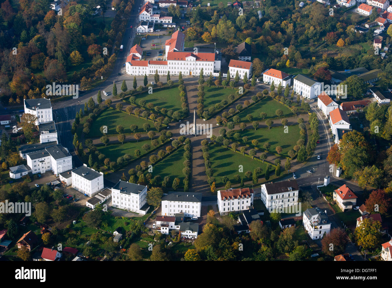 Circus layout hi-res stock photography and images - Alamy