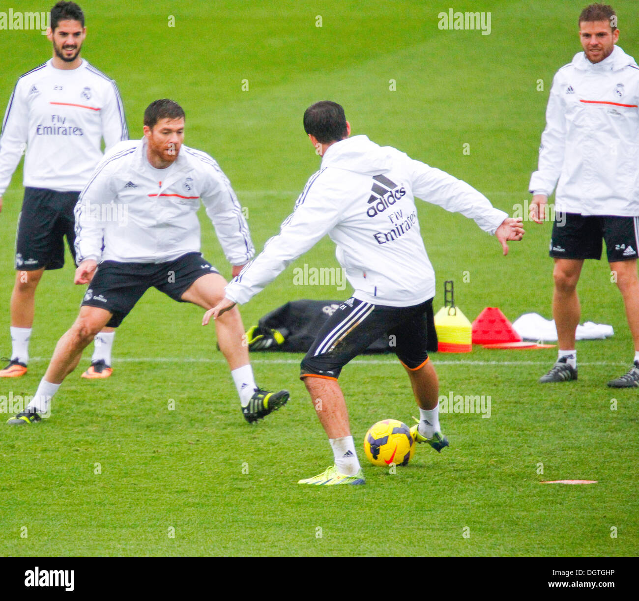 Real madrids xabi alonso on hi-res stock photography and images - Alamy