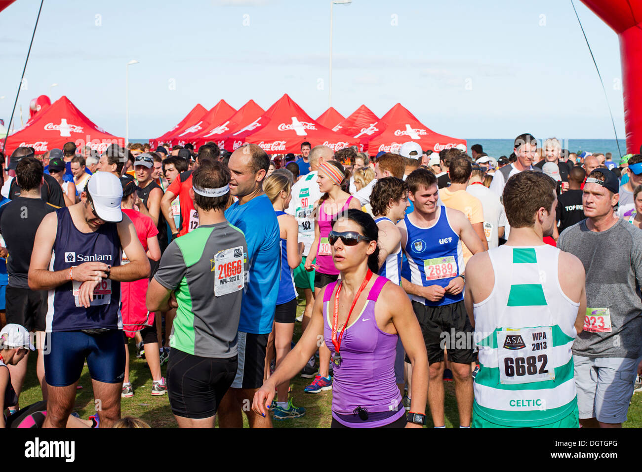 Marathon finish hi-res stock photography and images - Alamy