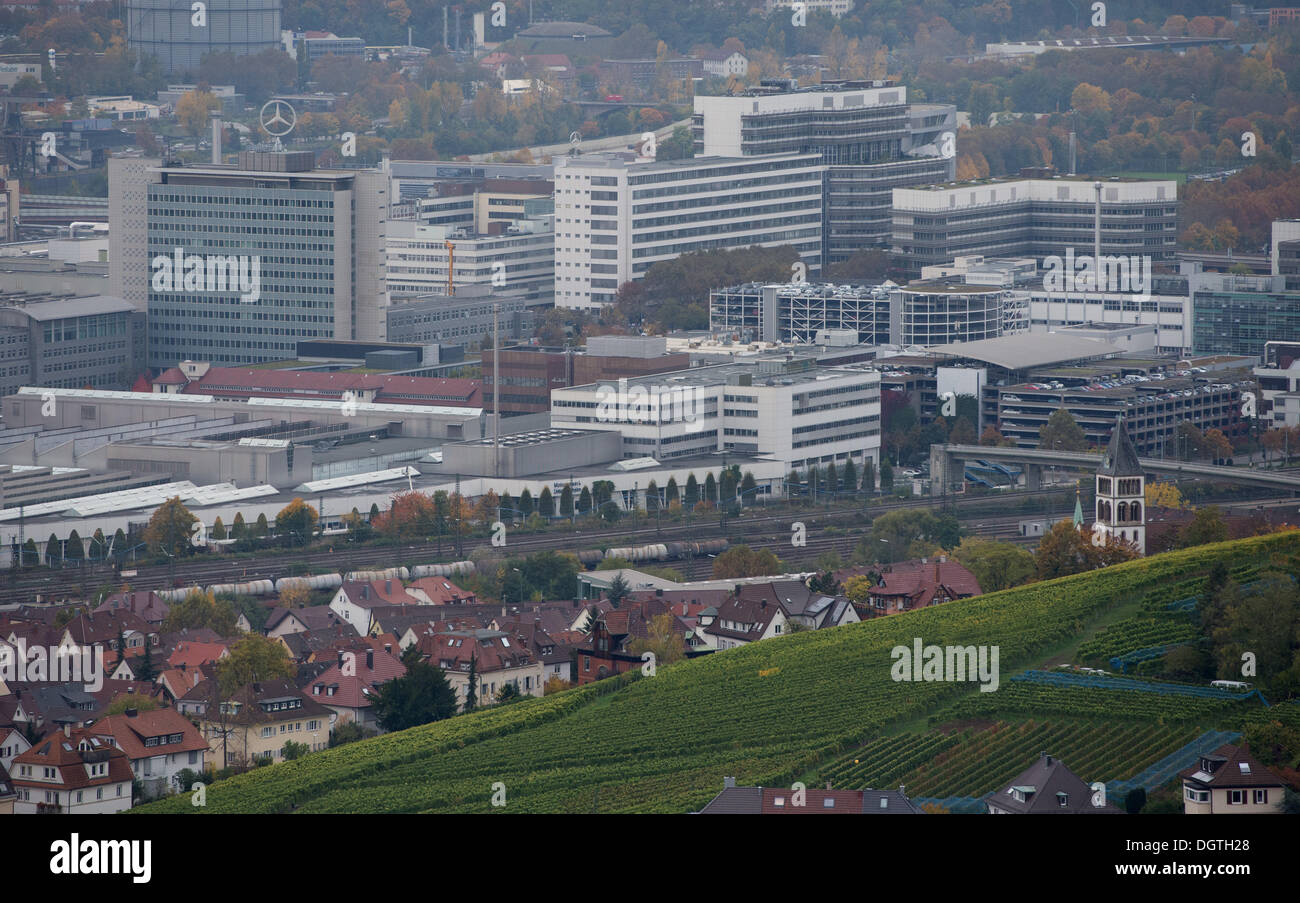 Stuttgart, Germany. 22nd Oct, 2013. View of the Mercedes-Benz factory ...