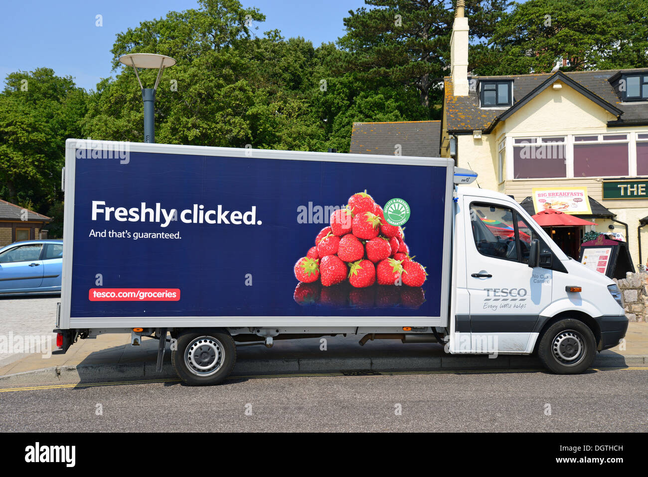 Tesco home delivery van hi-res stock photography and images - Alamy